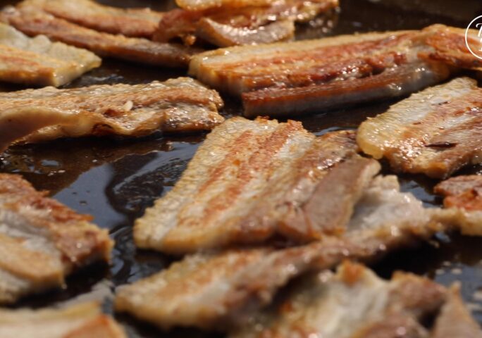 Twice-Cooked Pork Belly Teppan Grill Style | chinese cuisine | chinese ...