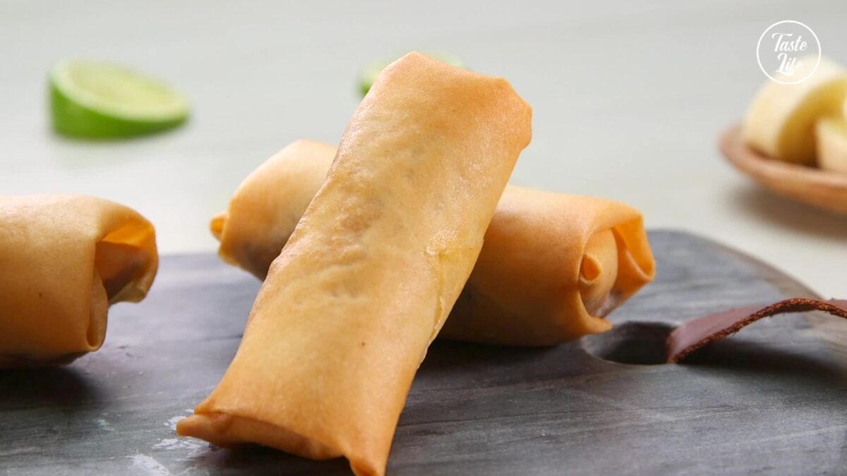 Sweet Banana Spring Rolls | appetizer recipes | appetizers | easy ...