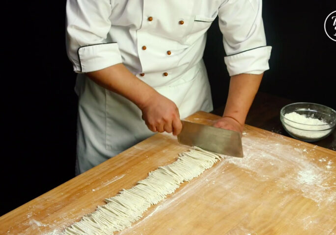 Chinese Handmade Noodle with Tomato Sauce | chinese food | dinner ...