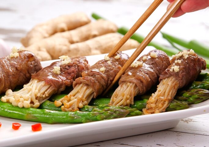 Enoki Mushroom Beef Roll | bacon | beef stew | breakfast | Taste Life
