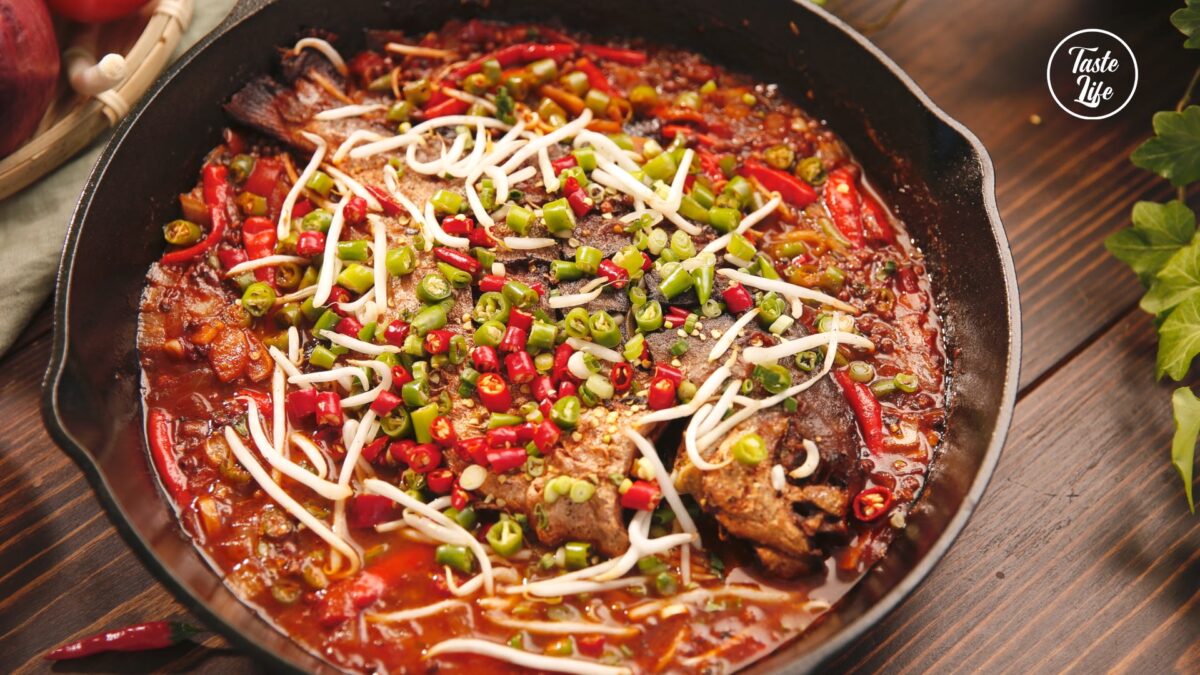 Braised Grilled Pomfret Fish | bass | catfish | cooking | Taste Life