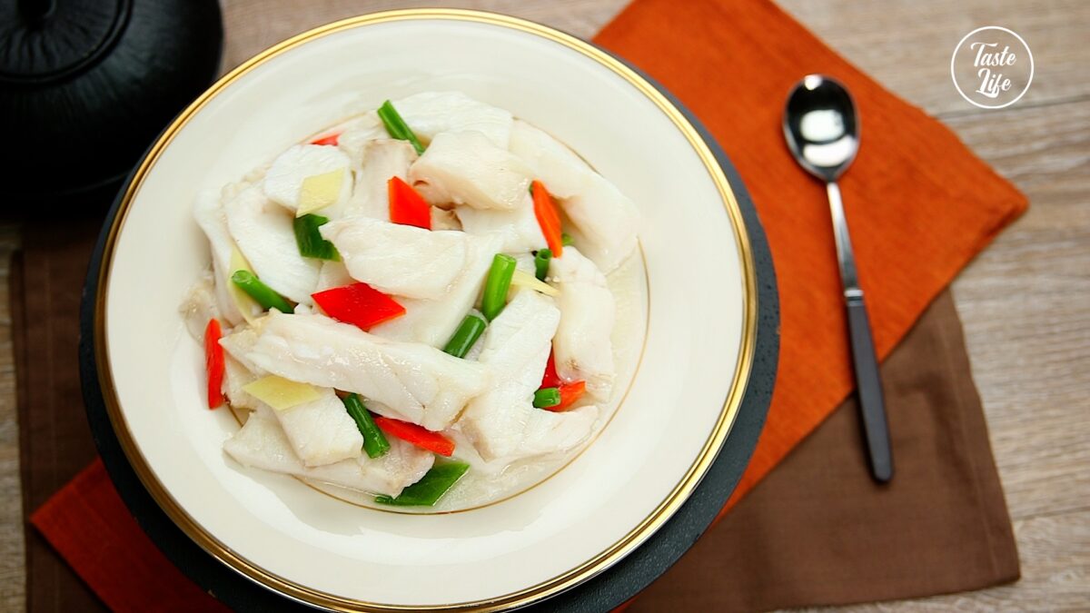 Sauteed Silver Cod With Bell Peppers | bass | catfish | cooking | Taste ...