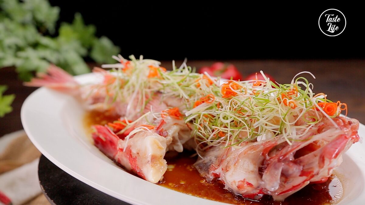 Cantonese Steamed Fish | bass | catfish | crab | Taste Life