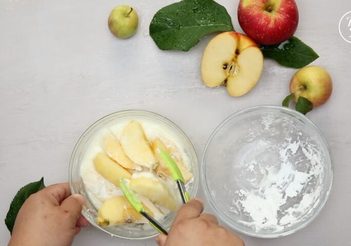 Sugar Coated Crispy Fried Apples | cake recipe | cookie recipes | easy ...