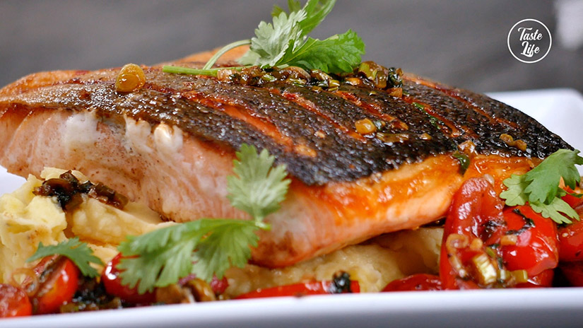 Pan Seared Salmon with Mashed Potatoes | salmon | pan-seared | Taste Life