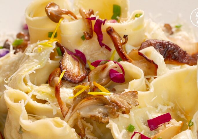 Asian-Inspired Ravioli in Creamy Mushroom Sauce | dinner recipes | easy ...