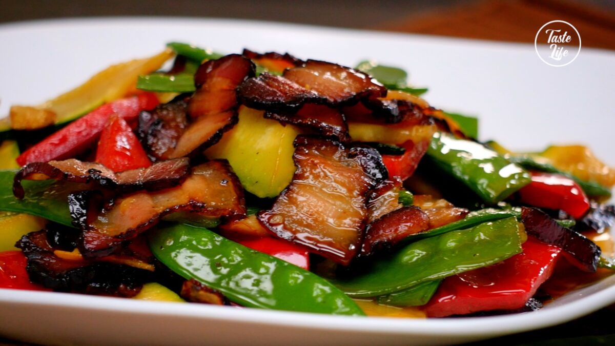 Smoked Bacon Stir-Fry with Zucchini and Snow Peas | bacon | breakfast ...