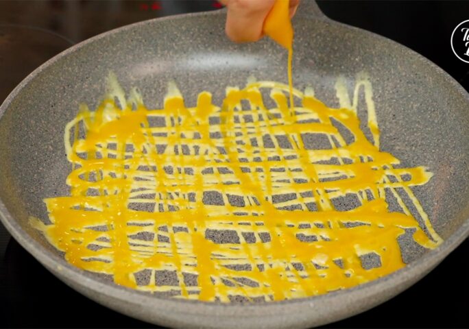 Egg Net Wrapped Fried Rice | dinner ideas | dinner recipes | easy ...