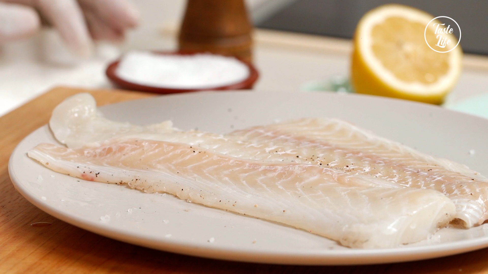 Beer Battered Cod with French Fries | Beer Battered Cod with French ...