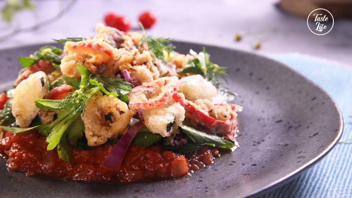 Kalamarakia: Greek Fried Squid | dinner ideas | lunch | seafood | Taste ...