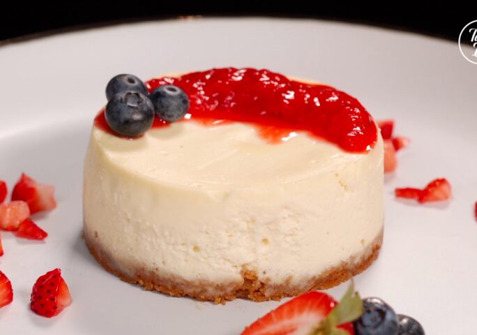 Strawberry Cheesecake | Appetizer ideas | dessert ideas | easy ...