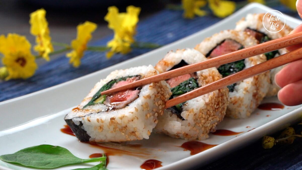 Beef and Cucumber Sushi | Beef and cucumber sushi ideas | dinner ...
