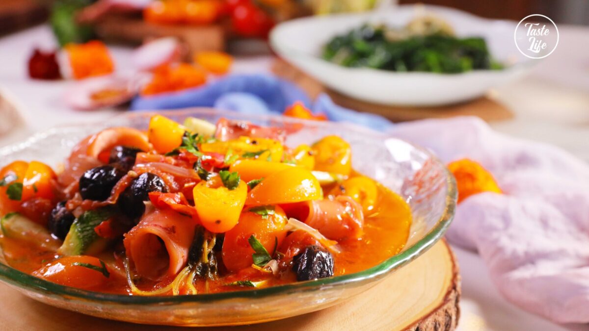 Tuscan Calamari Stew | dinner ideas | lunch | seafood | Taste Life