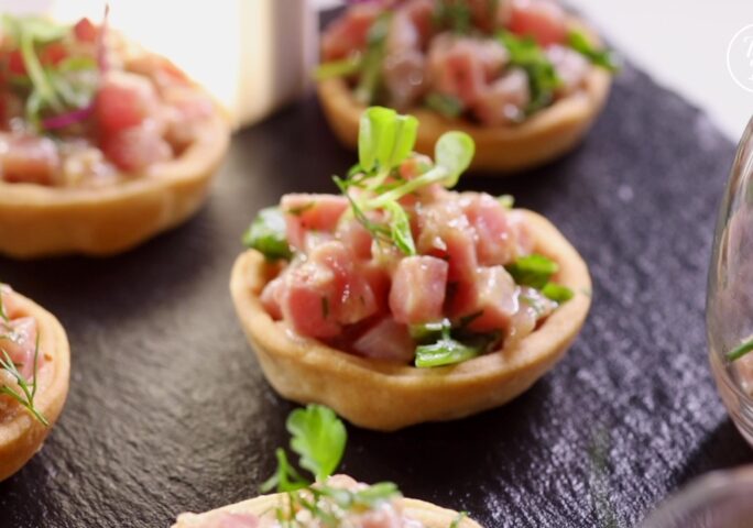 Tuna Tartare on Brise | brunch | cooking | crab | Taste Life