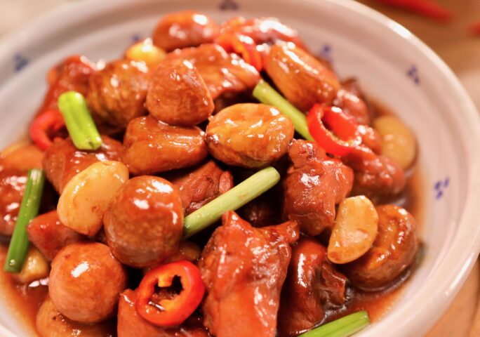 Braised Chicken with Chestnuts | chicken | chestnut | Taste Life