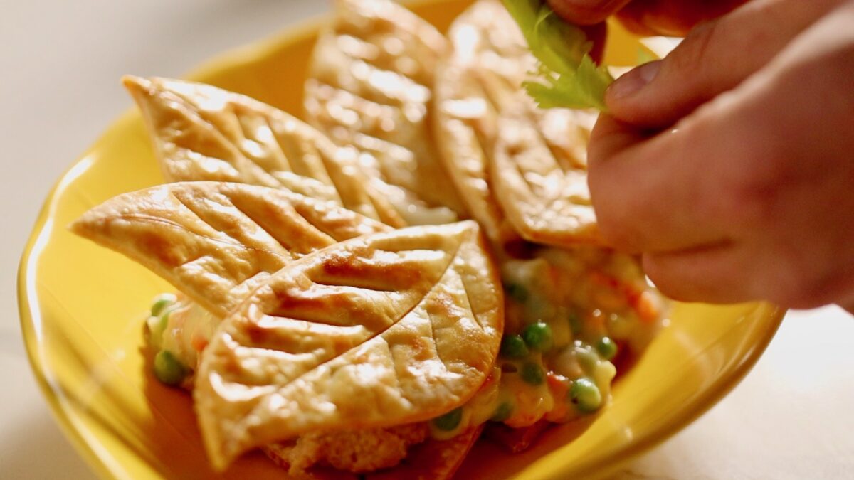 Tuna Pot Pie | tuna | pie | Taste Life