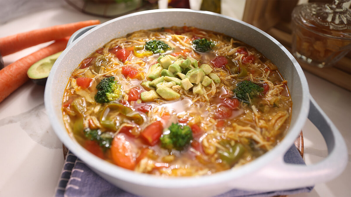Ultimate Detox Southwest Chicken Soup | detox | chicken | soup | Taste Life