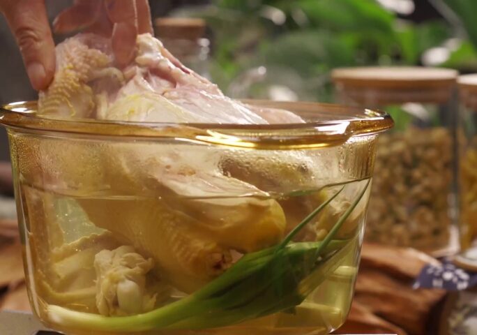 Jasmine Crystal Chicken Soup | soup | chicken | Taste Life