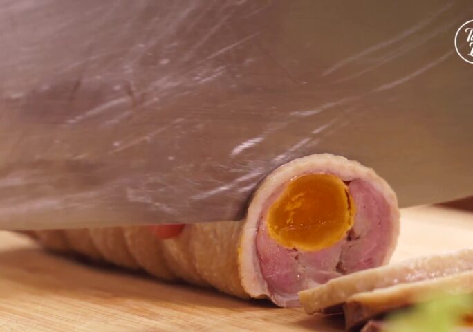 Chinese-Style Duck Roll-Ups | duck recipes | how to cook duck | Taste Life